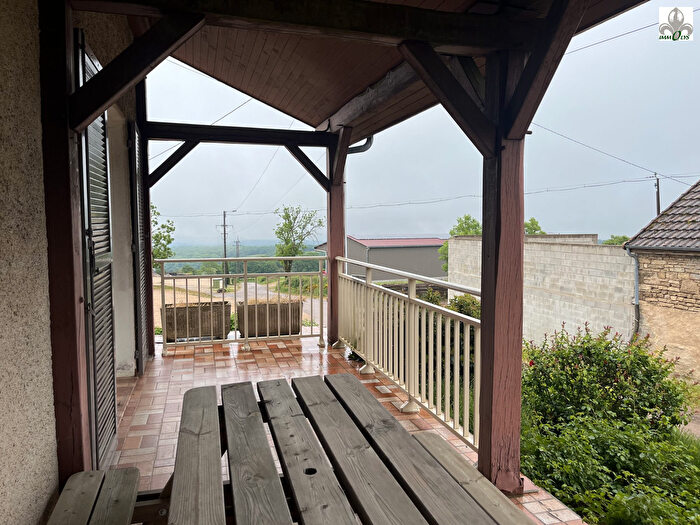 Maison 3 pièces à louer - Bessey-en-Chaume