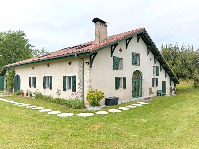 Maison à louer - Bélus - 5 pièces - 4 chambres