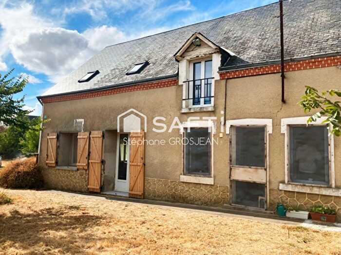 Poulaines - Maison 10 pièces à vendre