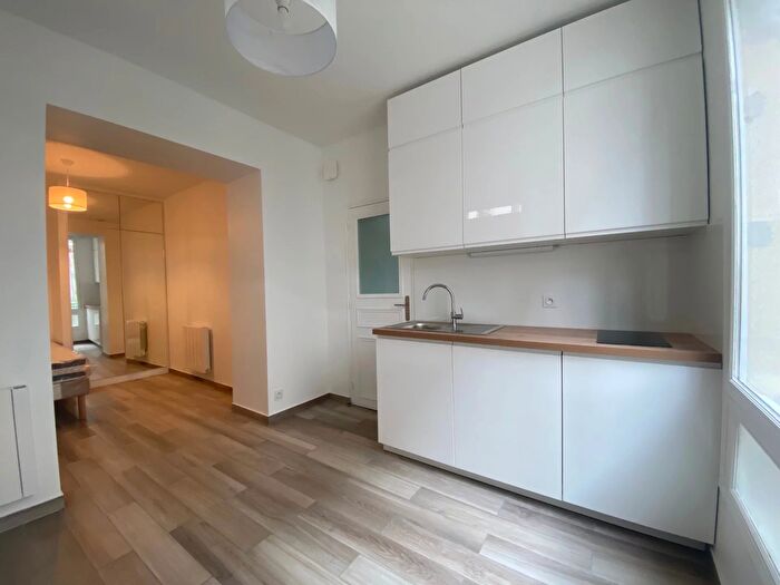 Appartement 1 pièce à louer à Paris 20ème, Gambetta