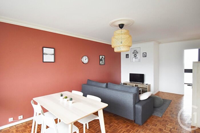 Appartement à louer - Quartiers Nord-Ouest, Villejean - 4 pièces - 3 chambres