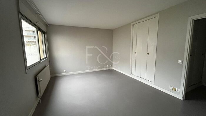 Appartement à louer - Lyon e , Voltaire, Part Dieu - 1 pièce