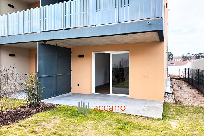 Appartement à vendre - Rillieux-la-Pape, Perica, Village - 4 pièces - 3 chambres