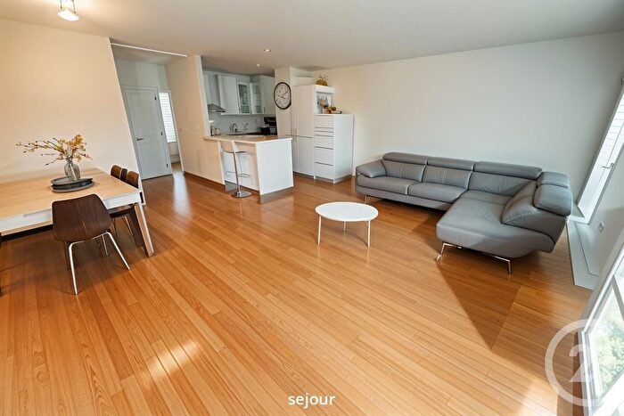 Appartement 4 pièces à louer à Juvisy-sur-Orge, Centre-ville, Entrevoies, Seine