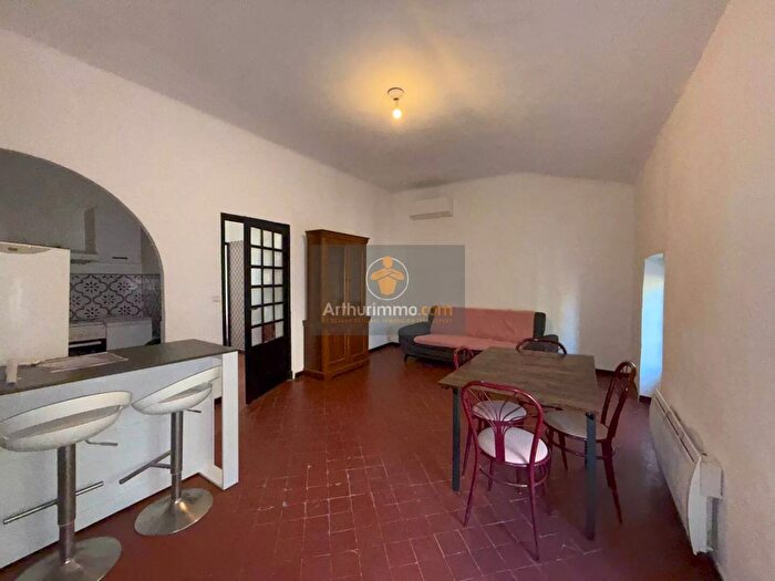 Appartement à louer - Centre Nord, Apt - 3 pièces - 2 chambres