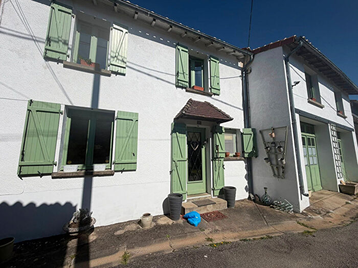 Maison à vendre - Droux - 8 pièces - 4 chambres