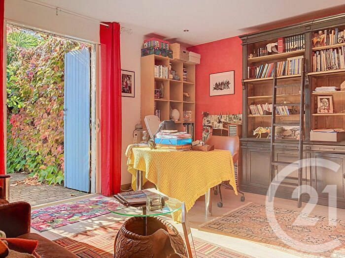Rochefort, Faubourg Nord, Stade Philaudrie : Maison 5 pièces à vendre