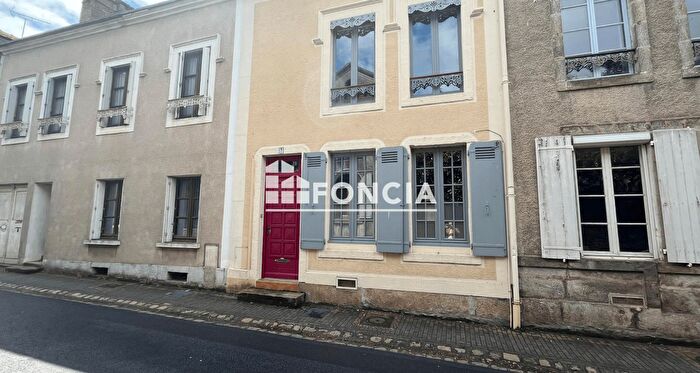 Maison à vendre - Fresnay-sur-Sarthe - 6 pièces - 4 chambres