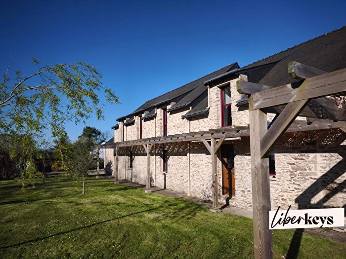 Maison à vendre - Grandchamp-des-Fontaines, Grandchamps-des-Fontaines - 6 pièces - 5 chambres