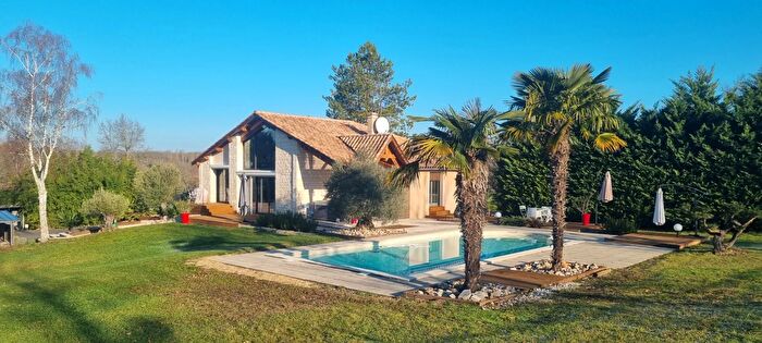 Maison à vendre - Lalbenque - 6 pièces - 3 chambres