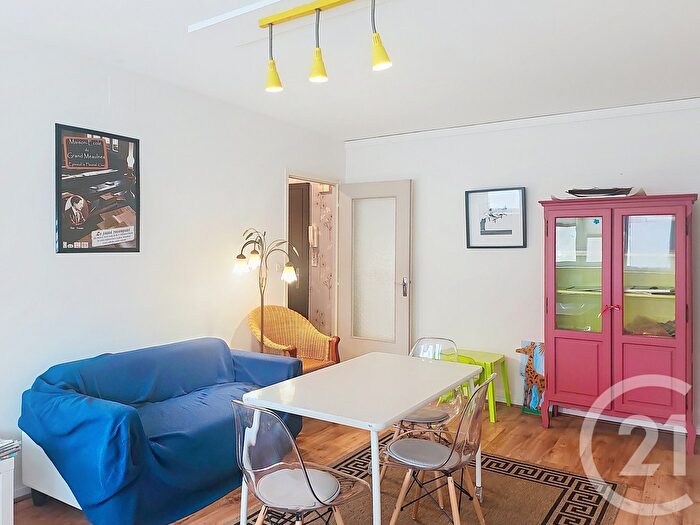 Appartement à vendre - Orléans, La Madeleine, Saint-Laurent - 2 pièces - 1 chambre