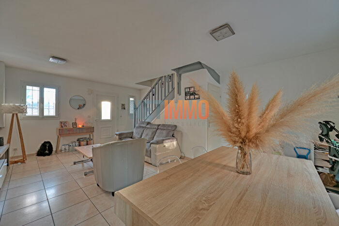 Maison à vendre - Aimargues - 4 pièces - 3 chambres