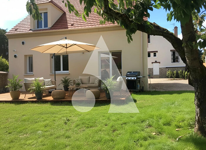 Maison à louer - Montlignon - 6 pièces - 4 chambres