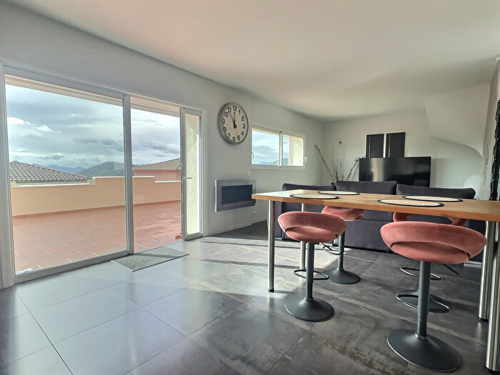 Maison à vendre - Pierrefeu-du-Var - 6 pièces - 4 chambres