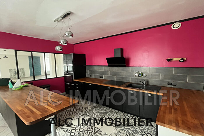 Saint-Rigomer-des-Bois - Maison 7 pièces à vendre
