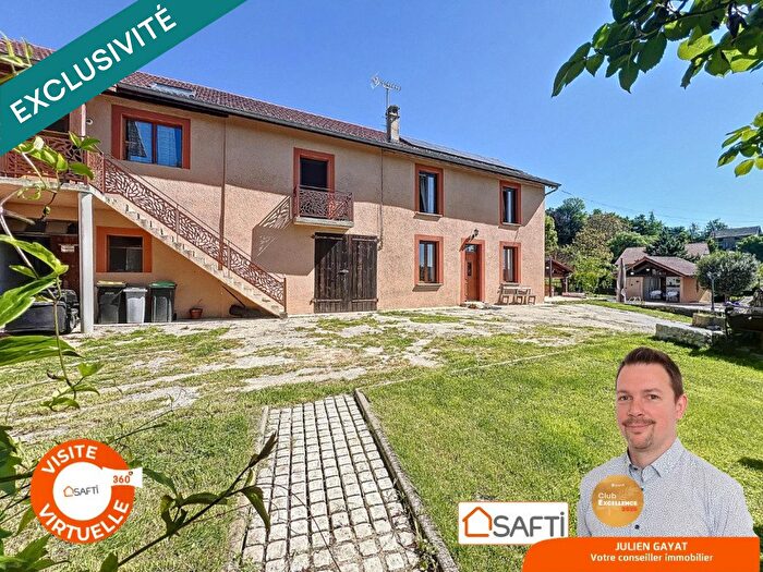 Maison à vendre - Virieu - 8 pièces - 5 chambres