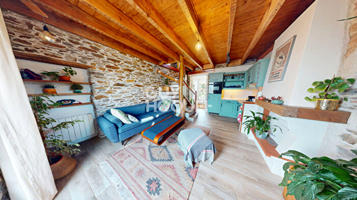 Maison à louer - Saint-Fiacre-sur-Maine - 2 pièces - 1 chambre