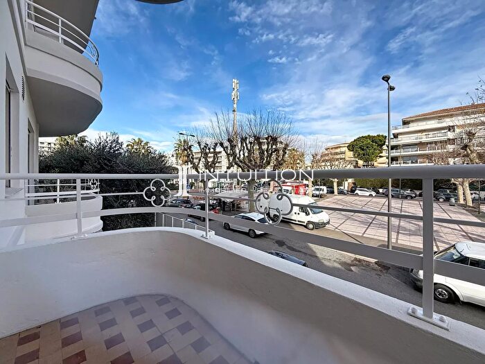 Appartement à vendre - Cannes, Pointe Croisette - 2 pièces - 2 chambres
