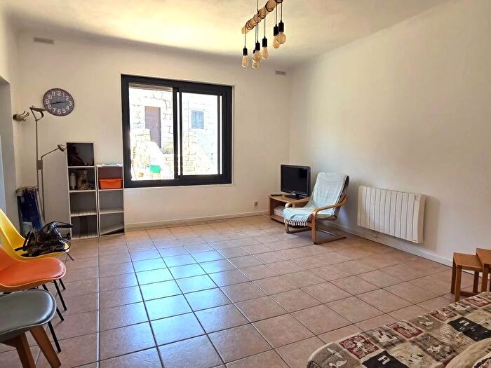 Monacia-d'Aullène : Appartement 2 pièces à vendre