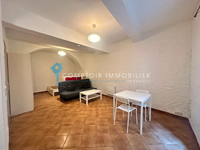 Appartement à louer - Nîmes, Placette - 1 pièce