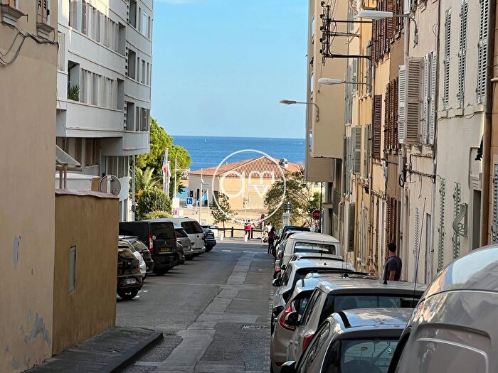 Appartement à louer - Toulon - 2 pièces