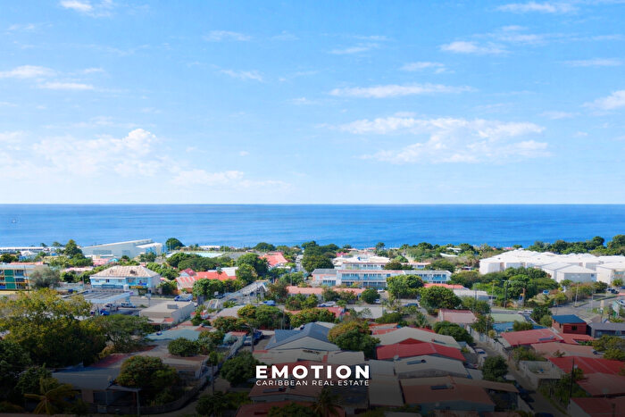 Maison à vendre - Basse-Terre - 5 pièces - 3 chambres