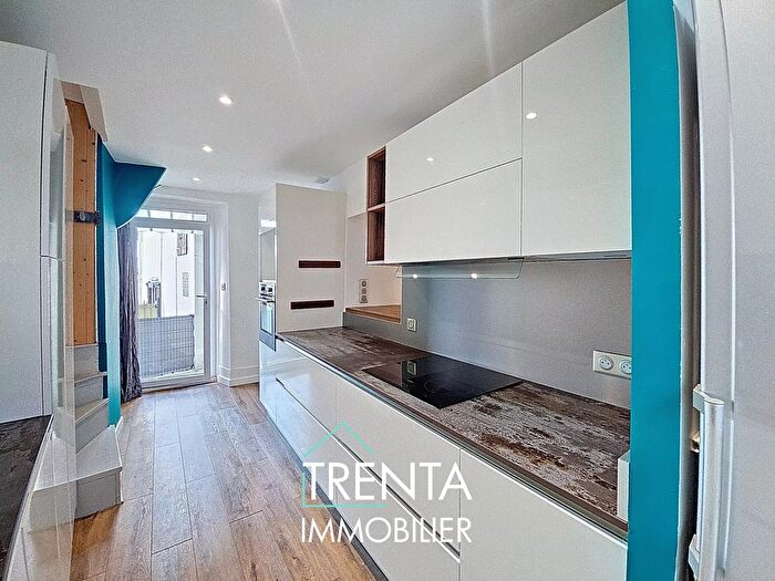 Maison à vendre - Fitilieu - 5 pièces - 3 chambres