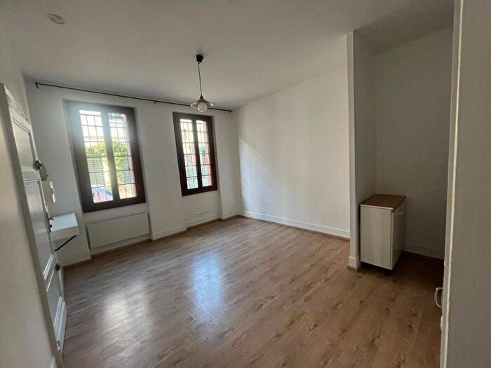 Appartement à louer - Les Chalets, Toulouse - 1 pièce