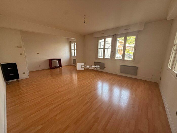 Appartement 2 pièces à Lille, à louer