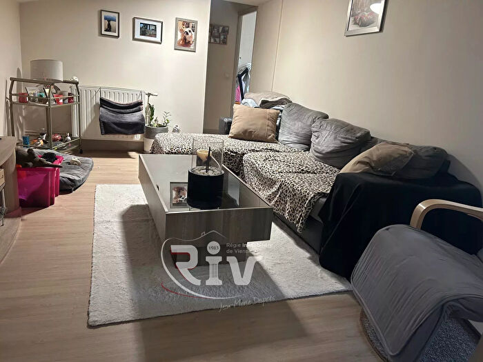 Appartement 3 pièces à Chonas-l'Amballan, à louer