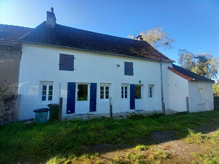 Maison à vendre - Moulins-Engilbert - 5 pièces - 2 chambres