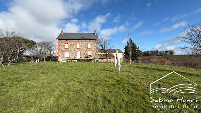 Maison à vendre - Mirandol-Bourgnounac - 8 pièces - 5 chambres