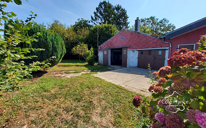 Maison à vendre - Harcy - 4 pièces - 3 chambres
