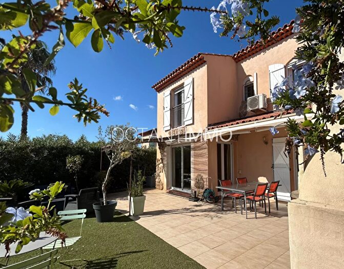 Biot : Maison 4 pièces à vendre