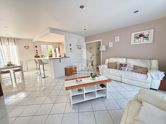 Maison à vendre - Pontault-Combault, Centre commercial - 5 pièces - 3 chambres