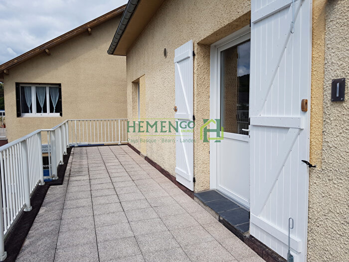 Appartement à louer - Mauléon-Licharre - 3 pièces - 2 chambres