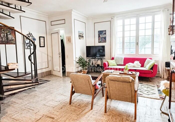 Angoulême, Saint-Cybard : Maison 6 pièces à vendre