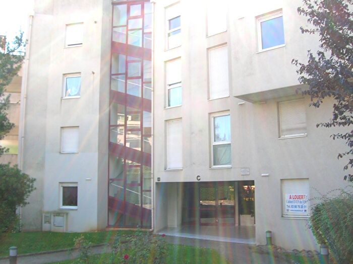 Appartement à louer - Fontaine-lès-Dijon - 3 pièces - 2 chambres