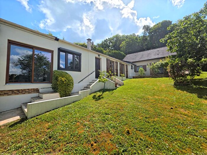 Vaux-sur-Seine - Maison 5 pièces à vendre