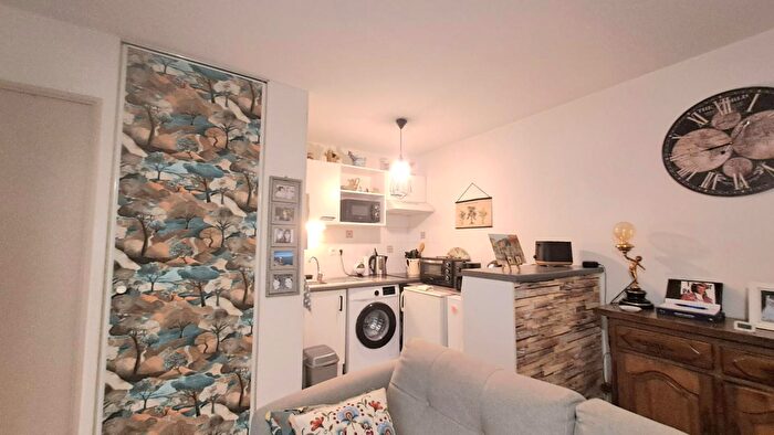 Arles, Barriol : Appartement 2 pièces à vendre