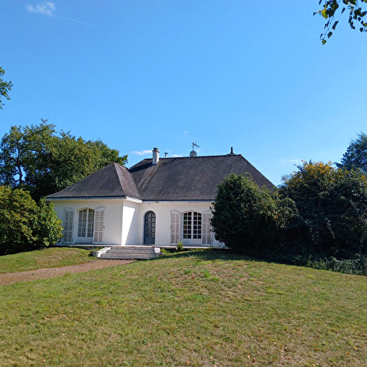 Maison à vendre - Châteaubriant - 9 pièces - 6 chambres