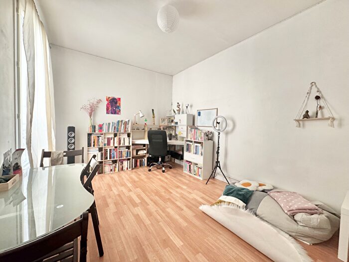 Appartement à vendre - Vitry-sur-Seine - 2 pièces - 1 chambre