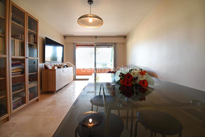 Appartement à vendre - Le Lavandou, Centre-ville, Plage du Lavandou, Pointe Pilon - 3 pièces - 2 chambres