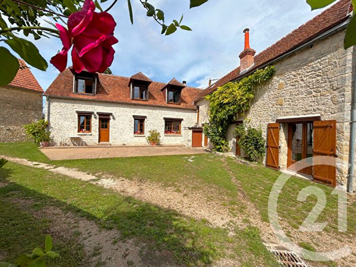 Maison à vendre - Étampes, Saint-Pierre - 8 pièces - 6 chambres