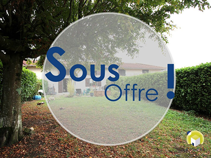 Maison à vendre - Curtafond - 1 pièce - 9 chambres