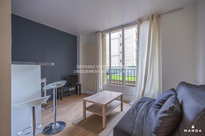 Appartement 1 pièce à Paris 20ème, Gambetta, à louer