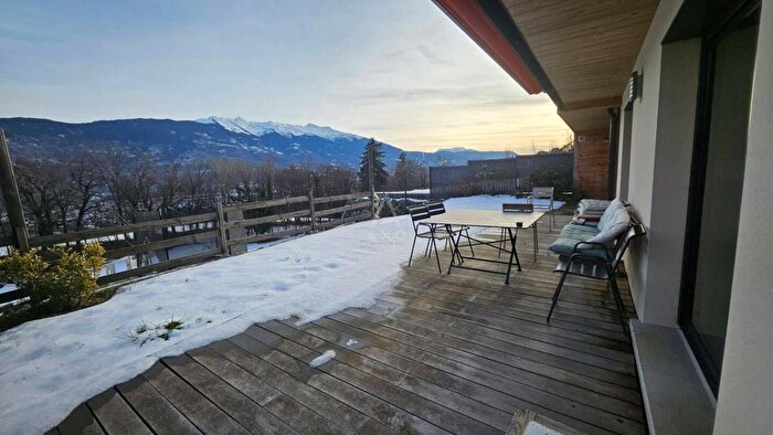 Maison à louer - Mercury - 6 pièces - 4 chambres