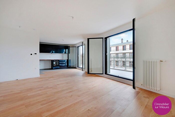 Appartement à louer - Fontenay-sous-Bois, Proche Bois de Vincennes, Rer A - 2 pièces - 1 chambre