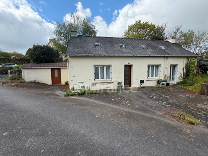 Maison à vendre - Landeleau - 4 pièces - 2 chambres