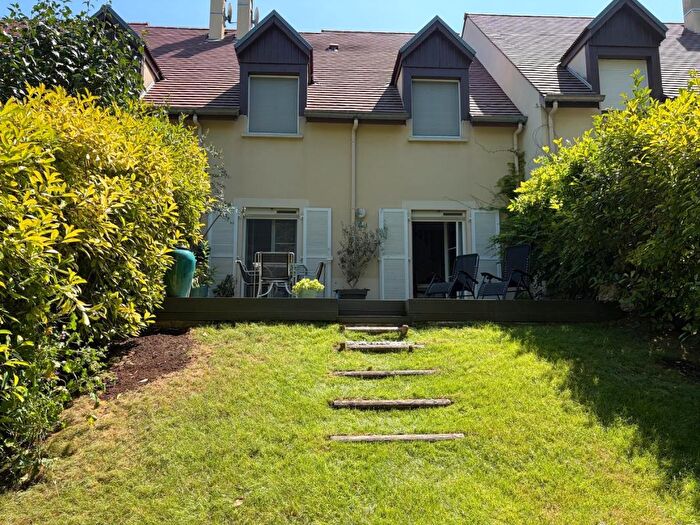 Saintry-sur-Seine : Maison 6 pièces à vendre